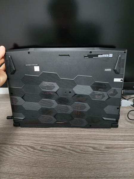 MSI Sword GF66 / I7 11800H / RTX 3060