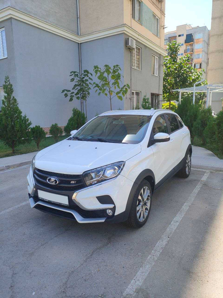 Lada X-Ray Cross 2019 1.6L