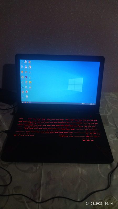 Noutbuk asus taf geming