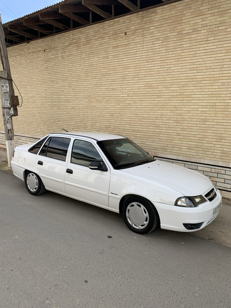 Nexia 2 2015 yil polni navarot