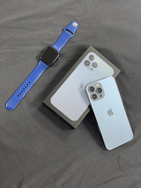 Smart watch 6 Iphone 13 pro max LLA продется телефон срочно 86% ёмкост