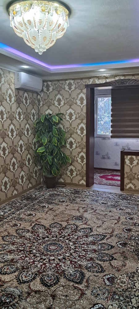 Сдаётся 2-х комнатная квартира 250$