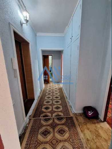 Мирабад, пр-т Амир Темур, м.Ташкент, центральная Авиакасса 60м², 2\5\9