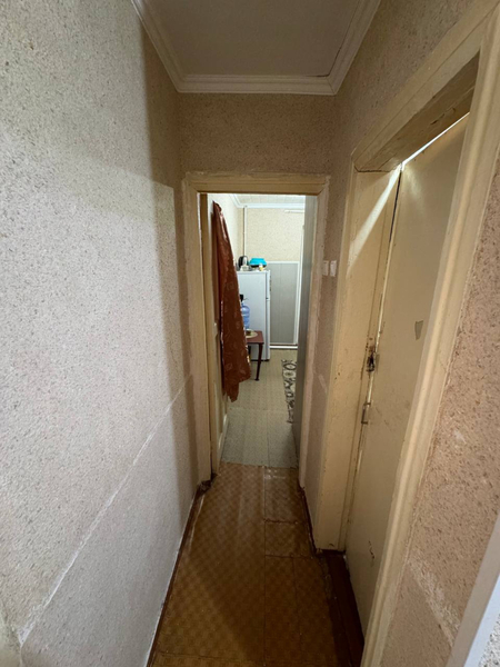 Хакимияат 44м² 2.6 балкон Кубик дом 1х Прадаётся кирпичный 1этаж