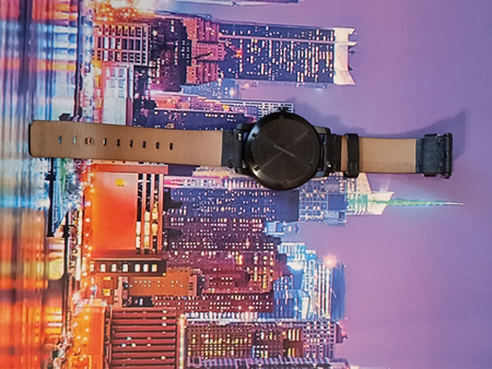 Часы от бренда GARMIN