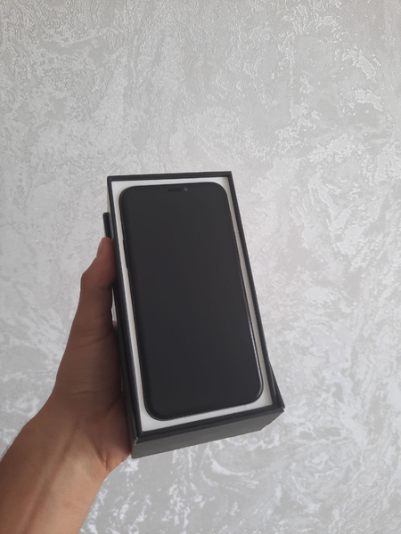 Iphone 11 pro karobka