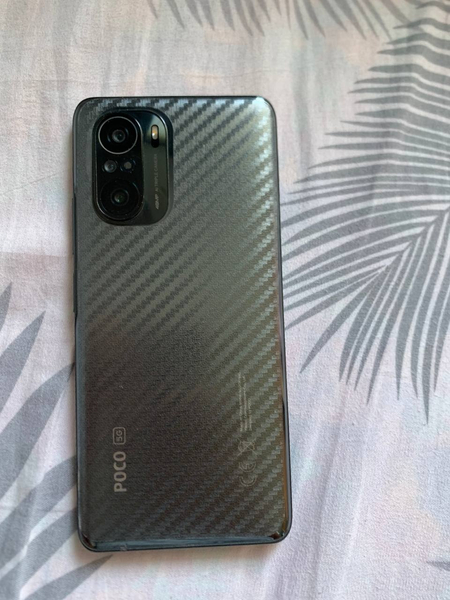 Продам Poco F3 5G 8/256