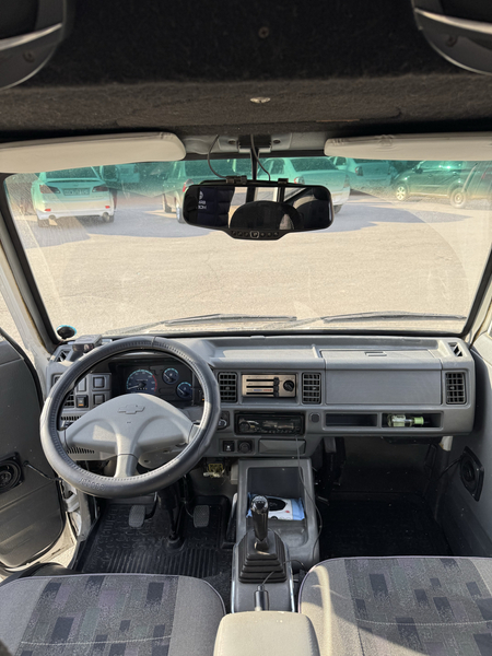 Oq rang Damas 2019 yil xolati ideal