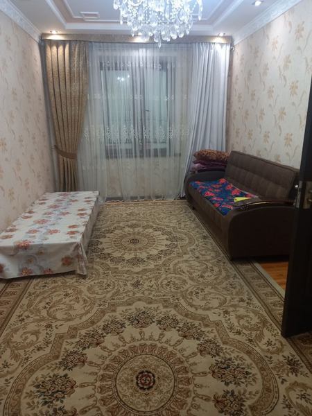 Шайхонтовур 2³хона.60м² сотилади.65000уе.