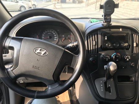Hyundai Starex H1