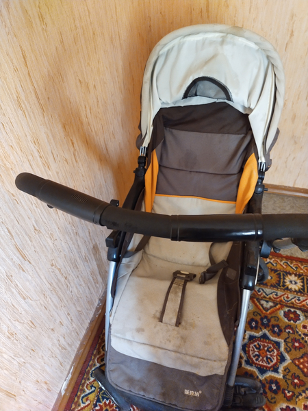Продам детскую коляску