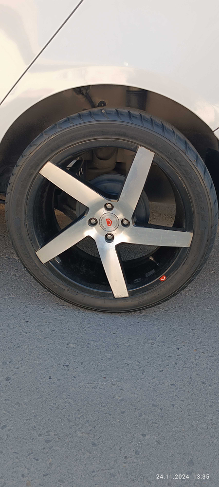 Диска VOSSEN R18