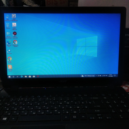 Acer notebook sotiladi