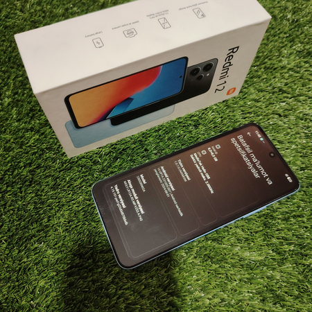 Redmi 12 sotiladi 256/8+8Gb