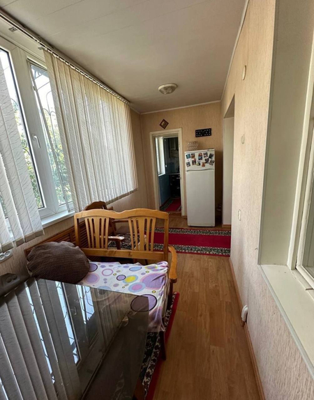 Мирзо Улугбекский р-он. Генерал петрова. 3/3/4  72м²