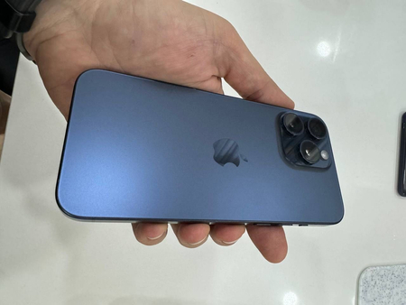 Продается iPhone 15 ProMax 256gb