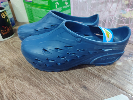 Резиновые шлепки