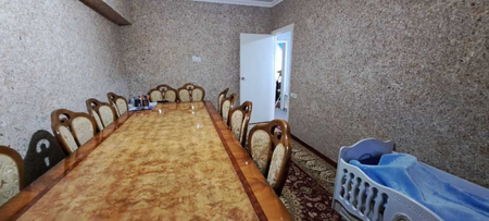 Продается квартира в Юнусабадском районе, ул. Шахристанский (J1694)