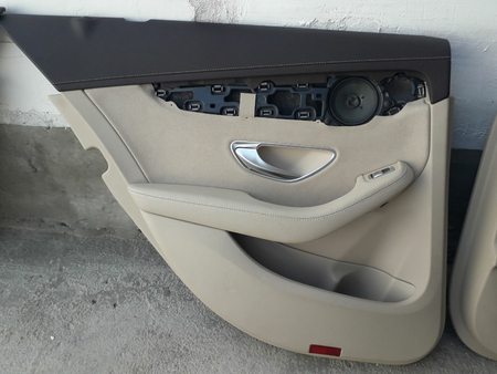 Срочно Продаю Обшивку Мерседес Бенс W205