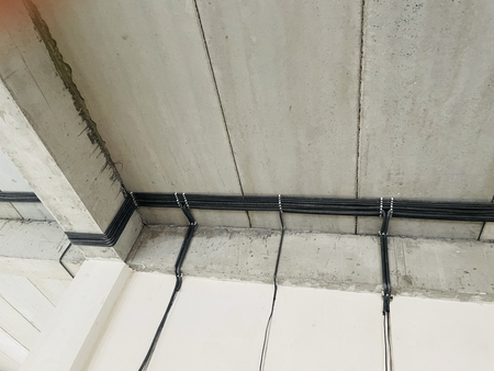 Elektrik hizmati :avto zaryadka ornatish