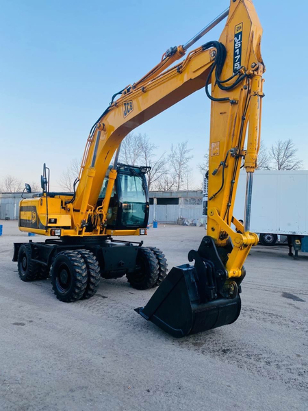 Экскаватор колесный JCB 175 W
