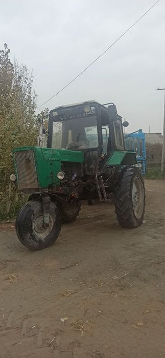 МТЗ 80 сотилади.