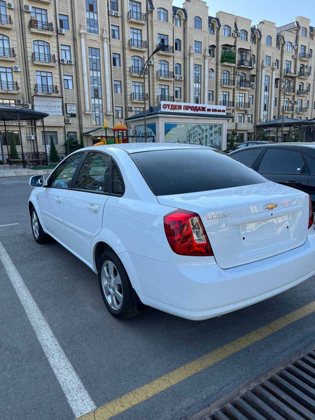 Gentra L Style Plus A\T 2024 Halol nasiya