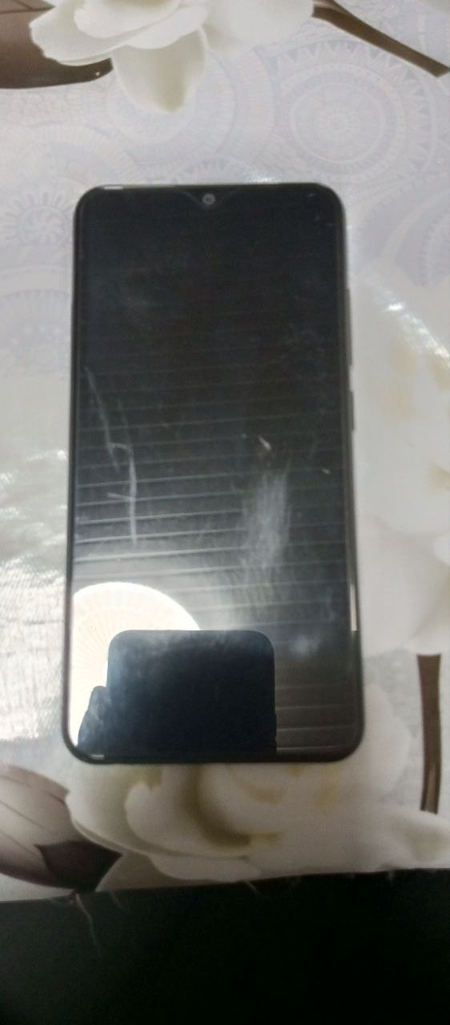 Vivo Y1s yaxwi tutilgan
