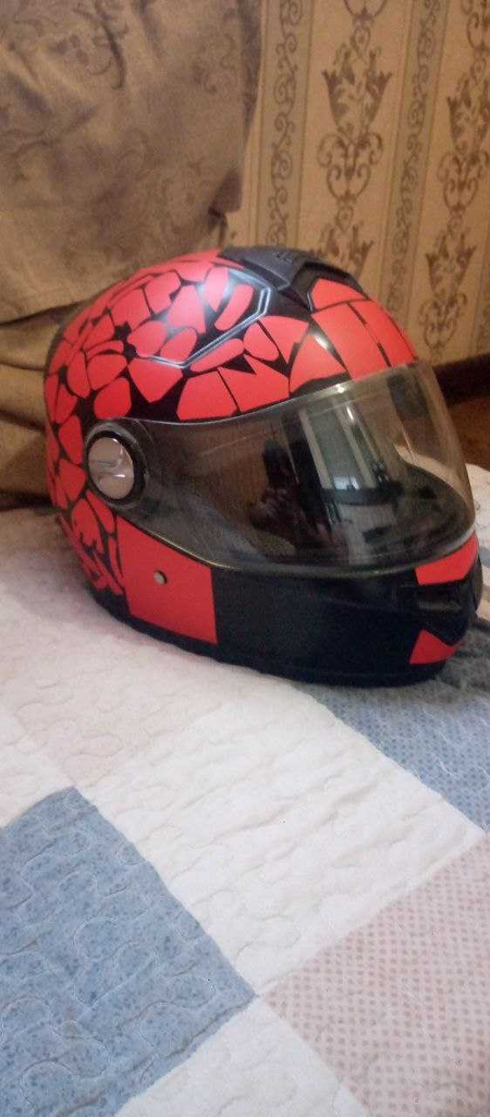 Prodaetsya Motosikl i Mnogo instrumenta