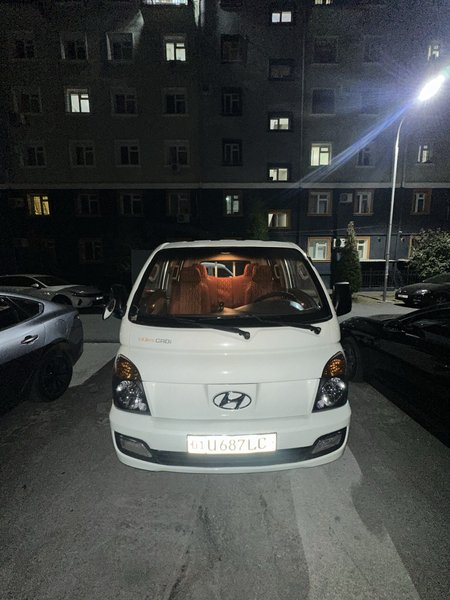 Hyundi Porter-2.   Yuk bortli. 2006 yil Holati yahshi GAZ va BENZINDA