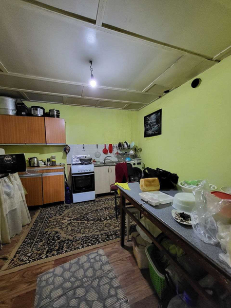 uy/uchastka sotiladi 8 sotix 4 xona