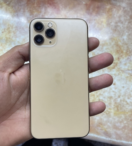 IPhone 11 с гарантией