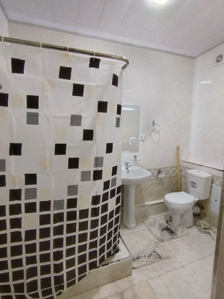 Продается 2 ком. Квартира площадью 63 кв.м. В Вокзале
