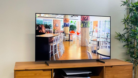 Телевизор Samsung UE-75BU8000 75