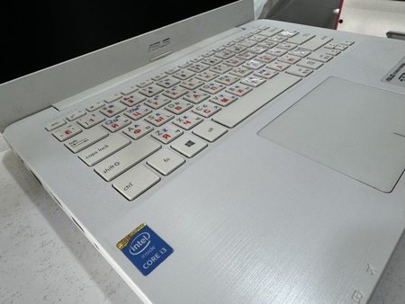 Asus core i3 ni idealidan arzonroq narxda keldi 8 gb ram oppogidan