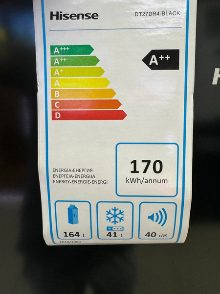 Холодильник Hisense
