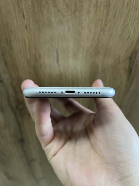 Iphone Xr kerdit va nasiyaga beriladi
