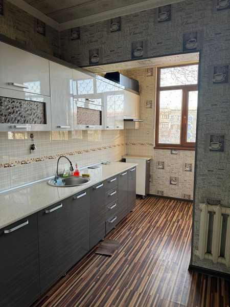 Продаётся квартира на медгородке 3/4/5