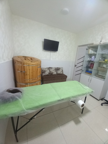 Spa xizmatlari taklif qiladi