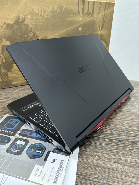 новый мощный ноутбук Acer NITRO 5 AN515-45, для игр и графических прог