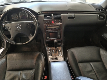 Мерседес 210. Авангард.