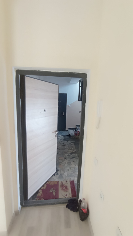 3-xonali kvartira sotiladi .Bog'idasht MFY .