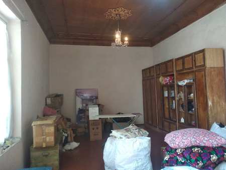 5 sotih xovli sotiladi