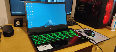 Ноутбук HP i5-8300H в хорошем состоянии

Ноутбук HP Pavilion Gaming 15