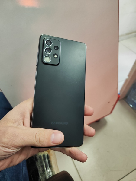 Samsung A72. Juda arzon