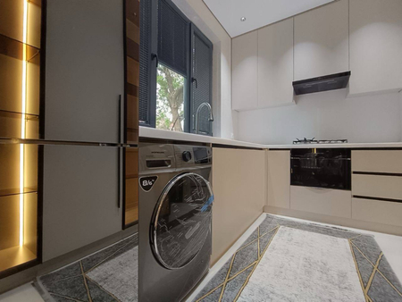 Продается 3х комнатная квартира,ор-р метро Космонавтов,Интерпол,80м2