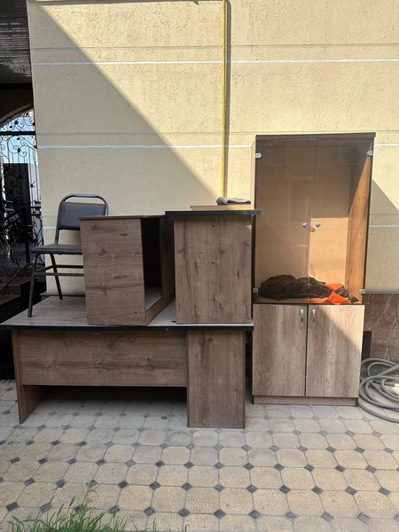 Ofisniy mebel kamplekt