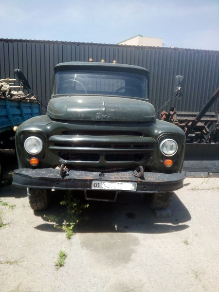 ЗиЛ тягач сотилади
4 500$ келишамиз
Тел: 940222