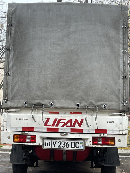 LIFAN Груза пассажирские автомобил