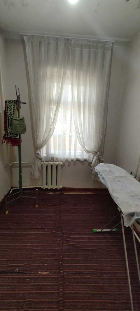 2-3/1/4 kvartira Sotiladi. Office qilishga qulay joyda. Yunusobod 18kv